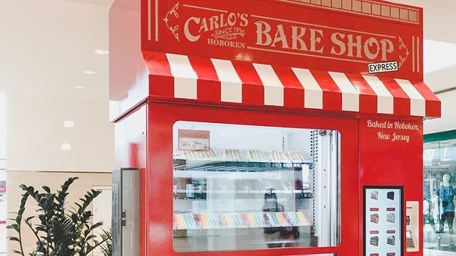 Brand new "Cake ATM" now open at Square One in Mississauga ...