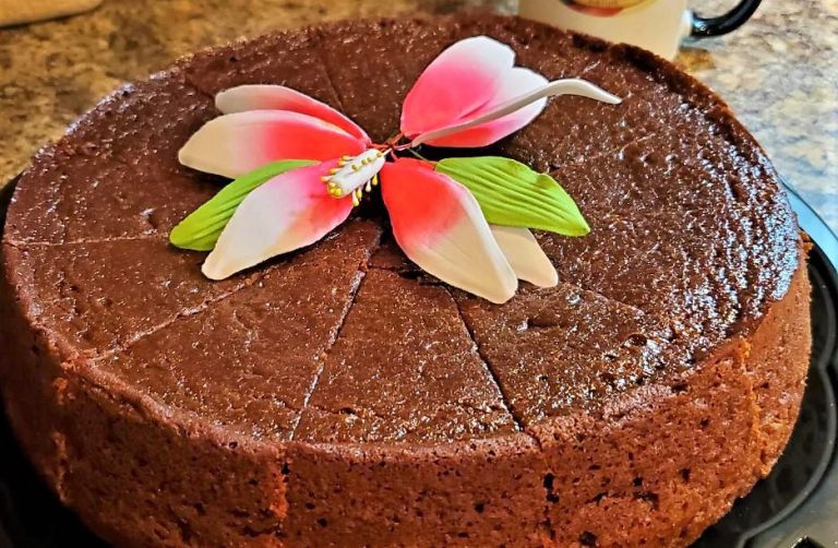 Bakery specializing in decadent rum cakes (re-)opens in Niagara Falls ...