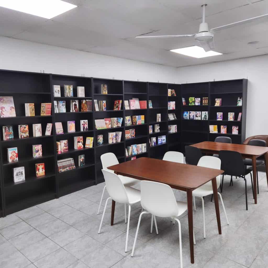 Toronto just got its first and only manga cafe - YourCityWithIN.com